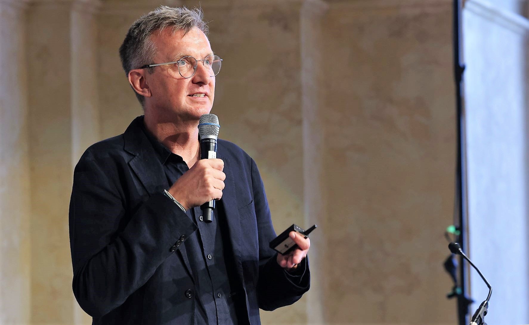 Mehr Druck auf Print: Probleme und Chancen